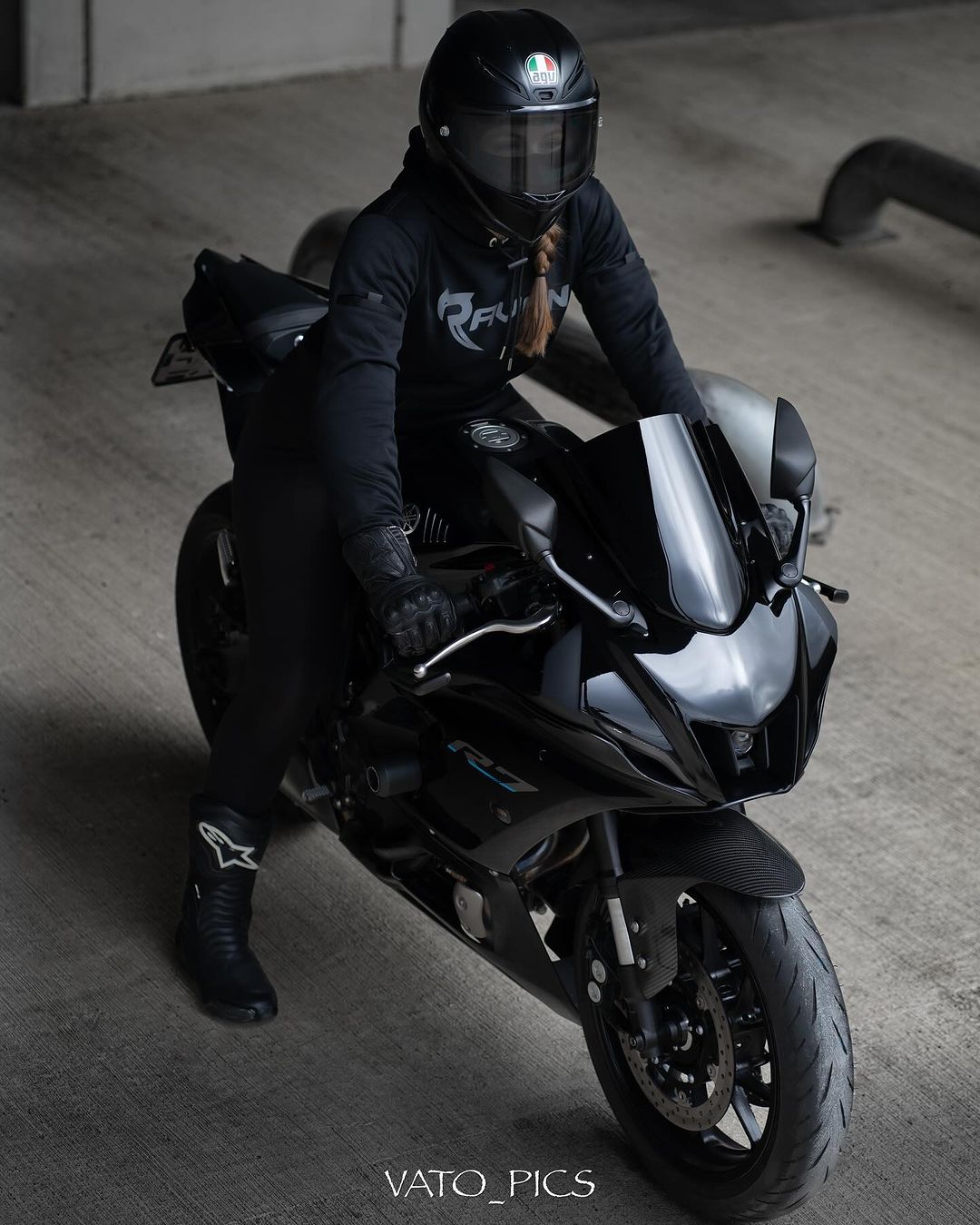 Collections – RAVEN Moto